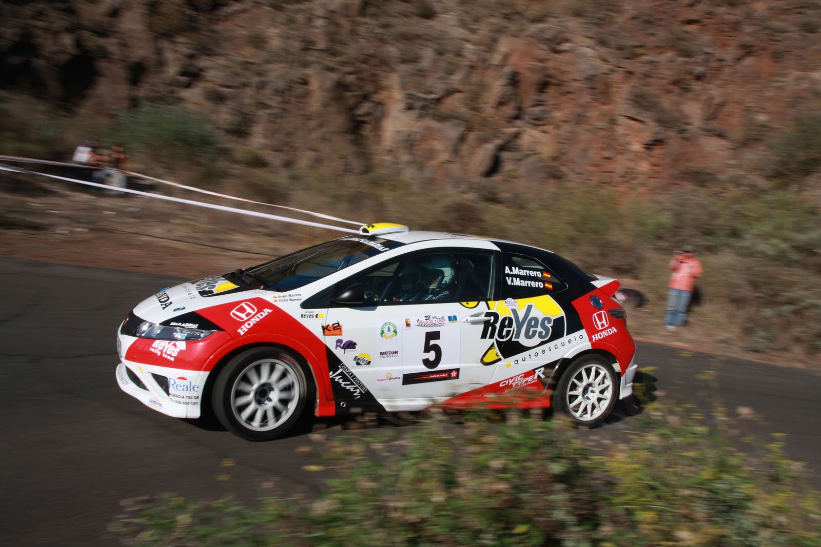 Mas foto racing: Podio para Ángel Marrero en el Rally Villa de Teror