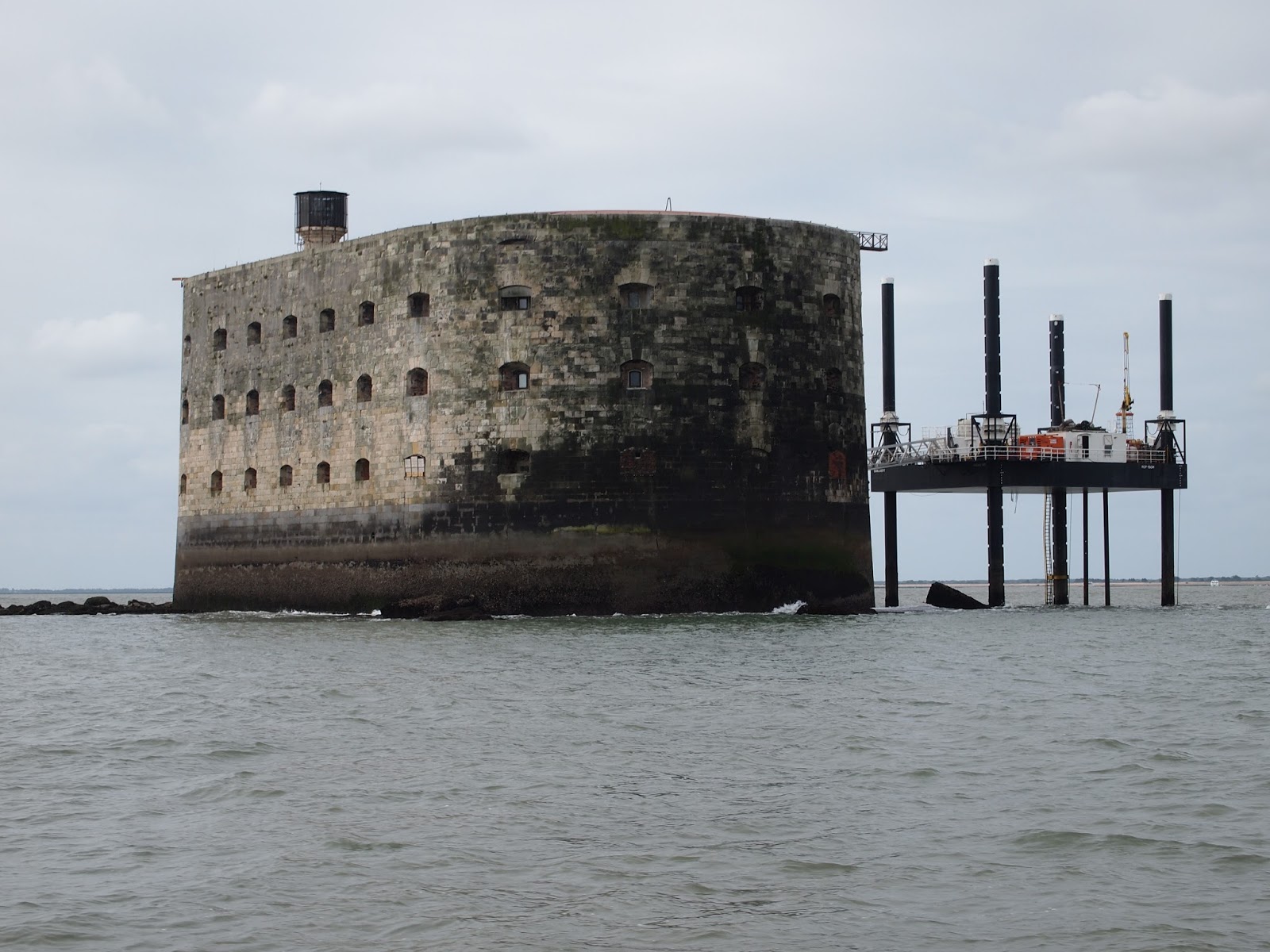 La visite exceptionnelle du mythique Fort Boyard - Dans la peau d'une fille