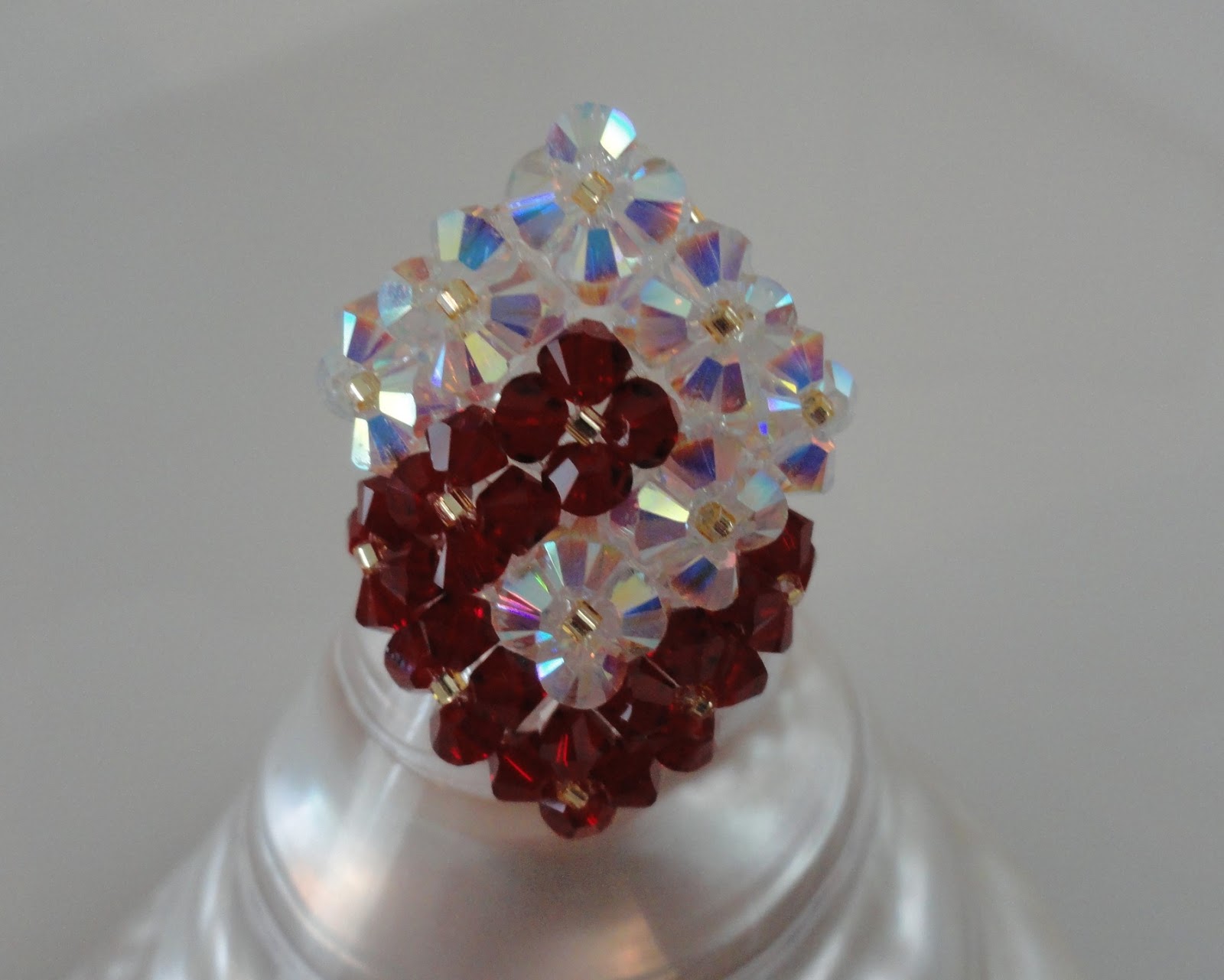 Perles and Pinpin : Bague 2 C entrelacés rouge et blanche en perles de ...