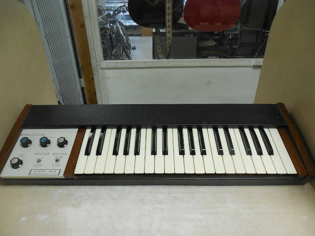 MATRIXSYNTH: EMS Synthi DK-2 Duo-phonic 37 Note Keyboard