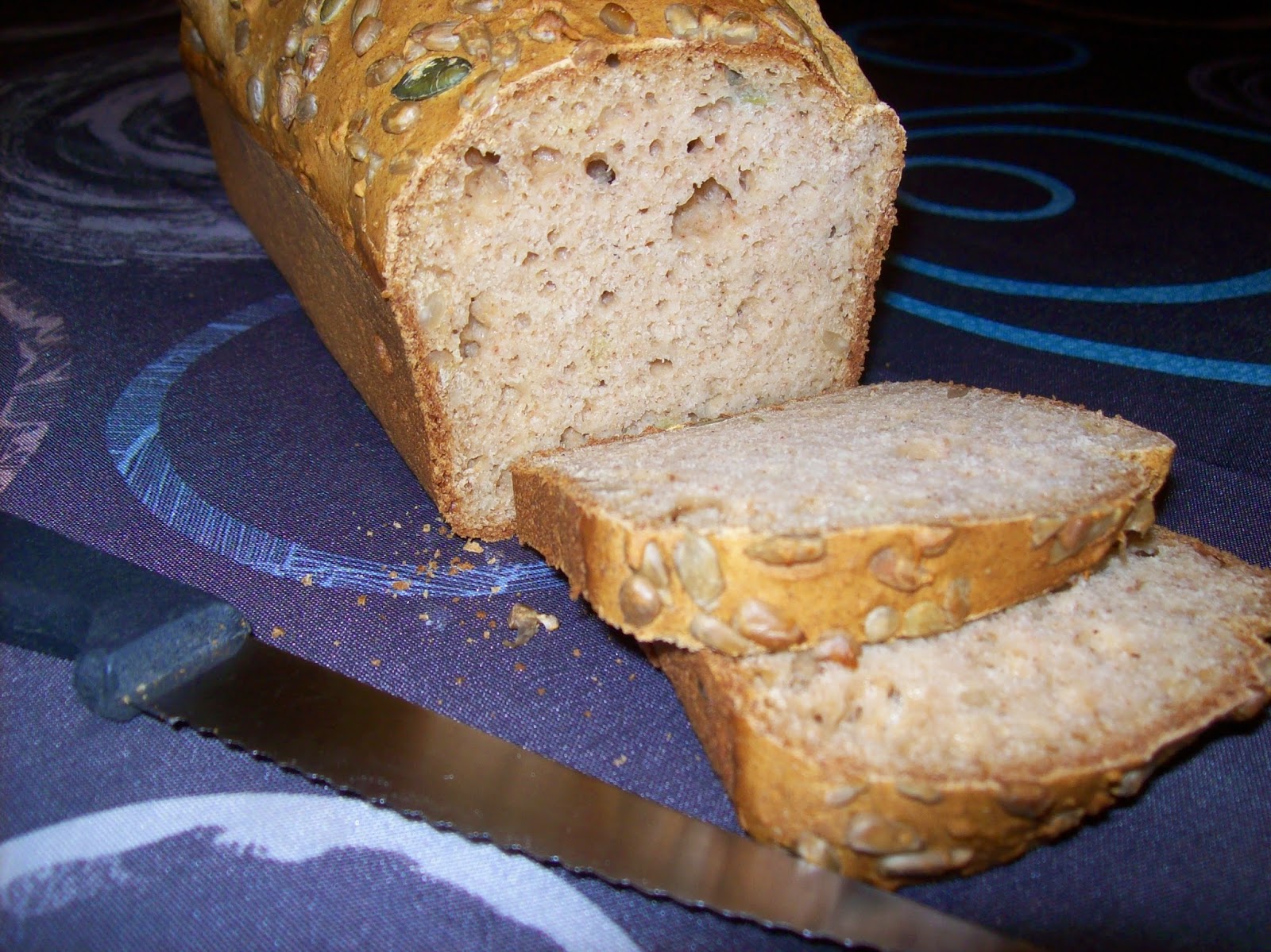 Les gourmandises de Jocelyne: Pain-cake sans gluten sarrasin et graines