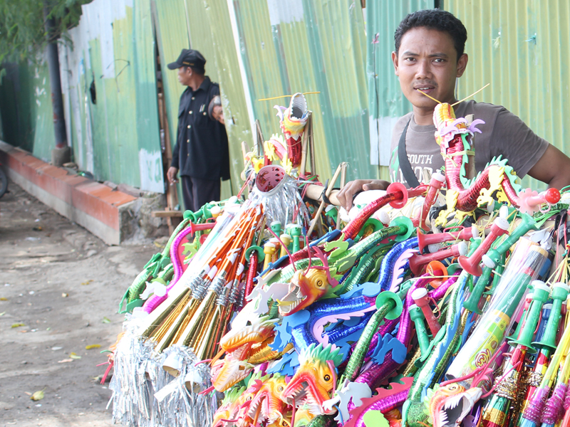 OnNews: .:: TEROMPET NAGA DI TAHUN NAGA