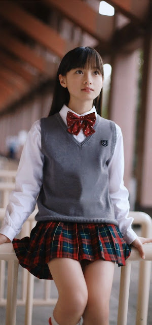 Pretty Asian Women: Japanese Legs