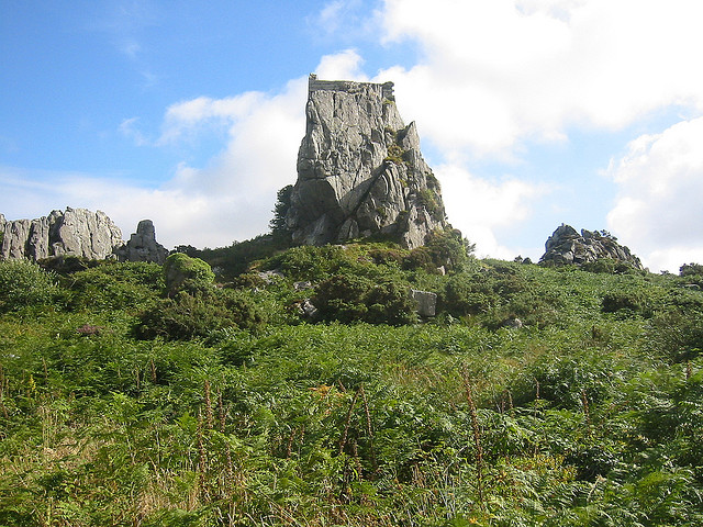 Roche Rock – Where Tristan and Isolde Hid in Plain Sight ~ Kuriositas