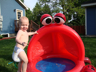 Adventures with Ari: Breakin out the pool!