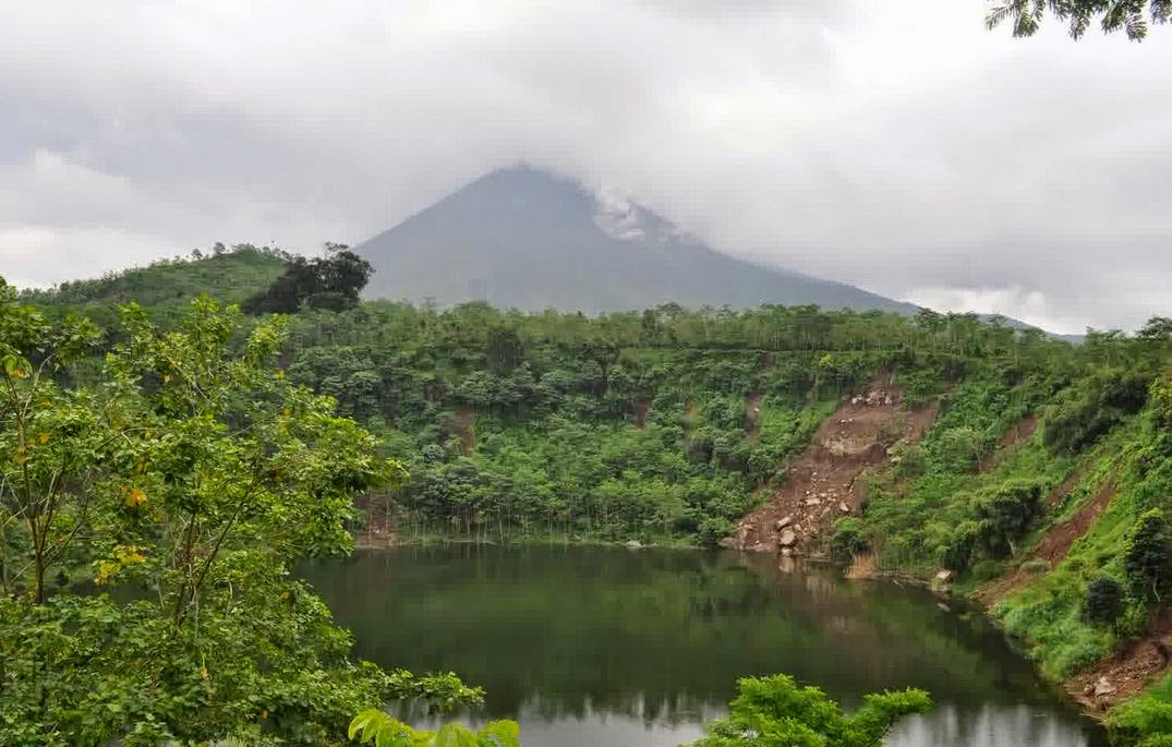 Keindahan Gunung Lemongan Lumajang - Jelajah Nusantara