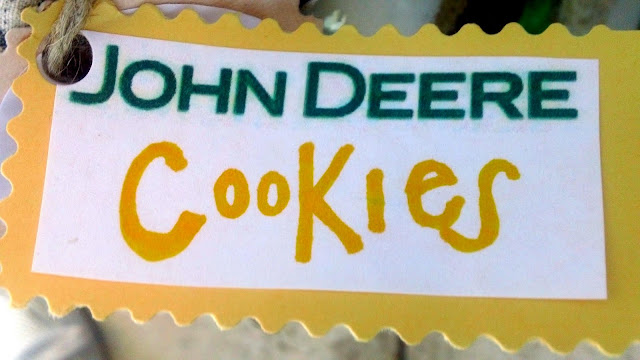 Him & Her: JOHN DEERE cookies