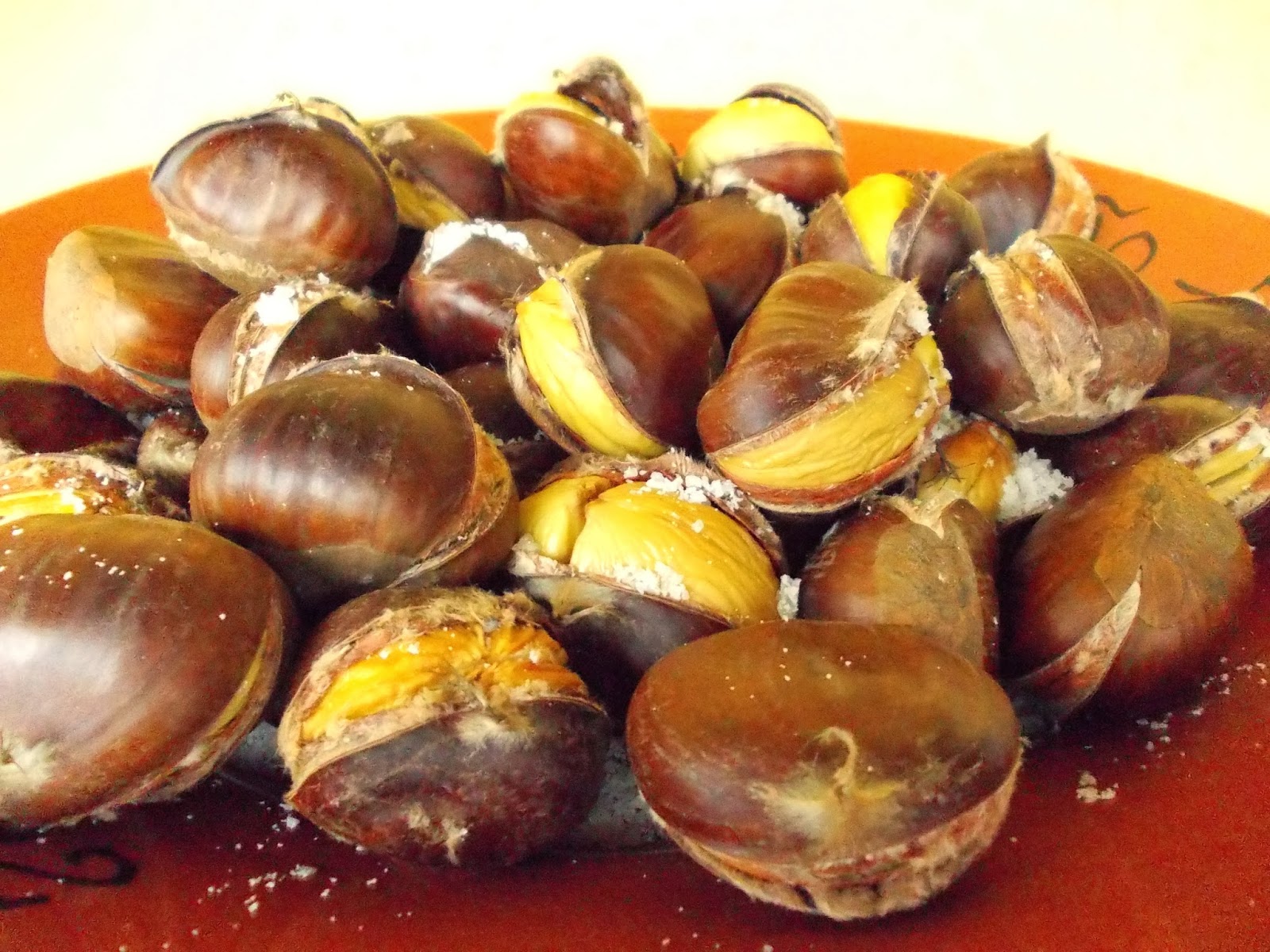 O Meu Tempero: Castanhas Assadas Em Casa Para a Comemoração do S. Martinho