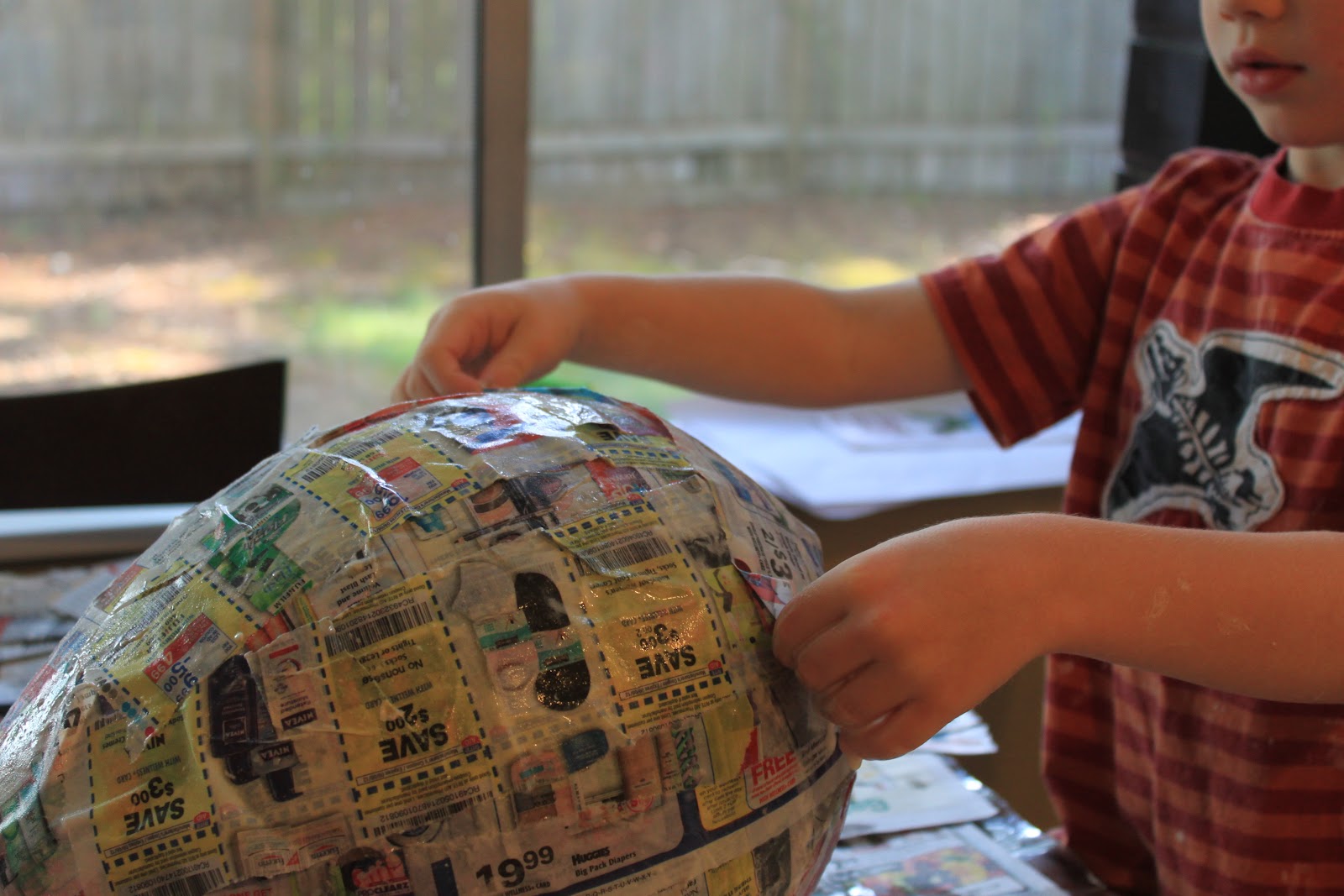 watch out for the woestmans: How to make a Paper Mache Piñata