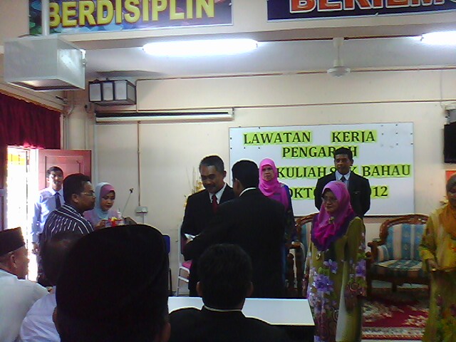 SMK BAHAU, JALAN ROMPIN, 72100 BAHAU