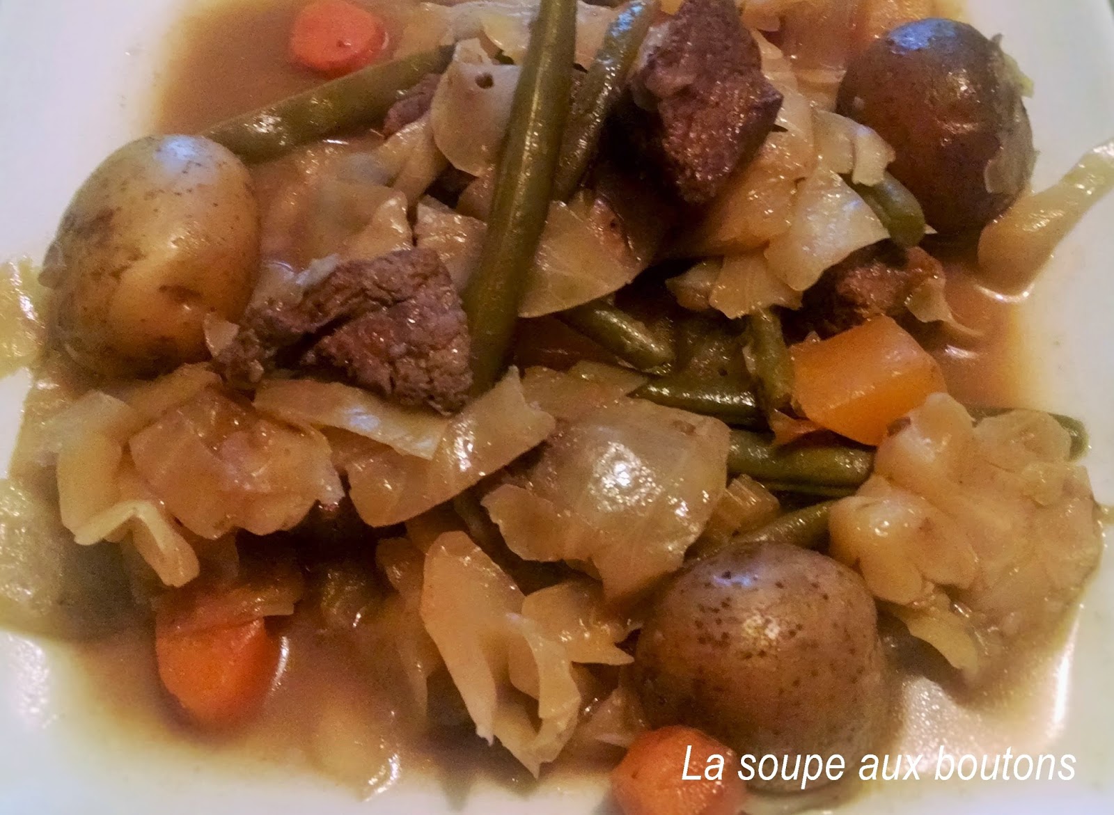La soupe aux boutons: Bouilli au boeuf de mamie Nicole