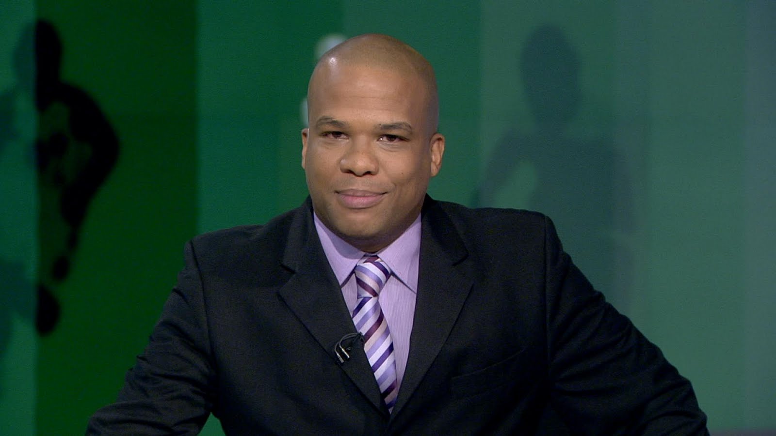 TV with Thinus: FIRST LOOK! Robin Adams now a sports anchor at Al ...