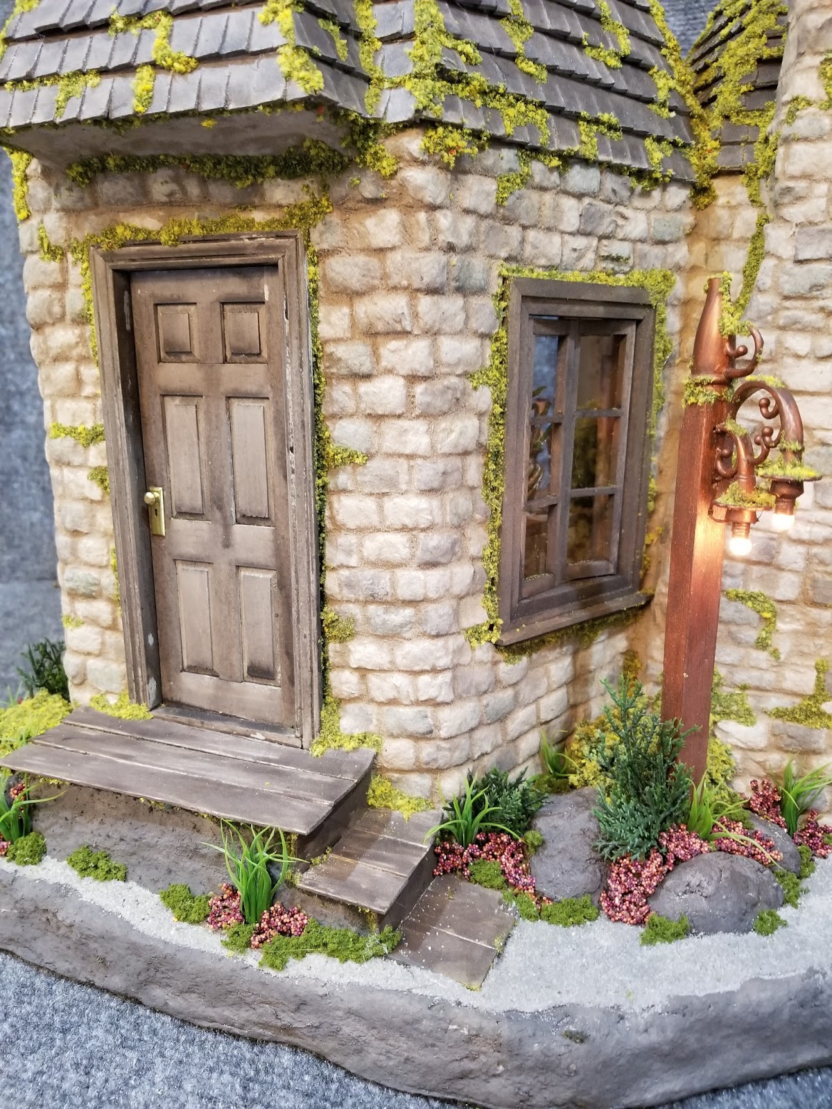 Greggs Miniature Imaginations- (Ever After Cottages): Stone Cottage