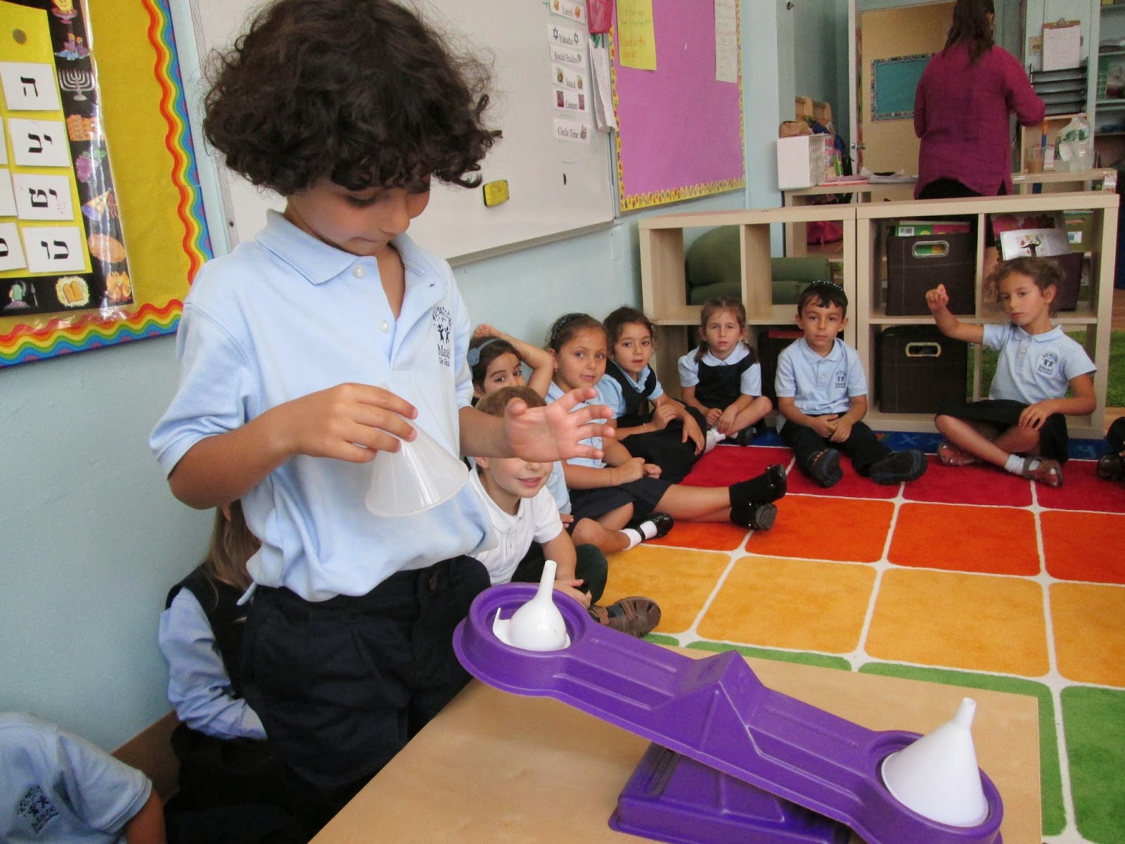 Kindergarten 2 Roundup: Scientists use tools!