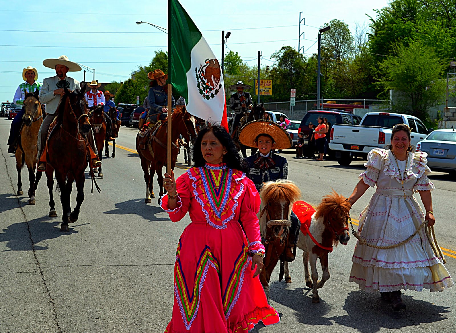 Hip Suburban White Guy: Bonito Michoacan Cinco de Mayo Festival ...