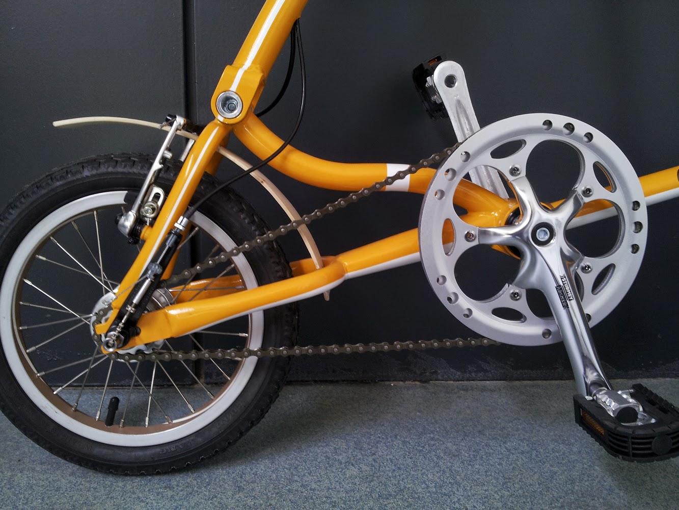 Bicicletas acabadas a mano. A tu gusto, o al mío. Customización, fixies ...