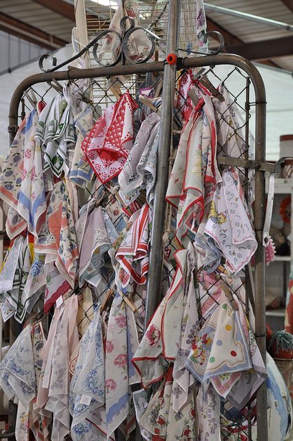 Displaying Linens, Hankies and Tea Towels - Booth Crush