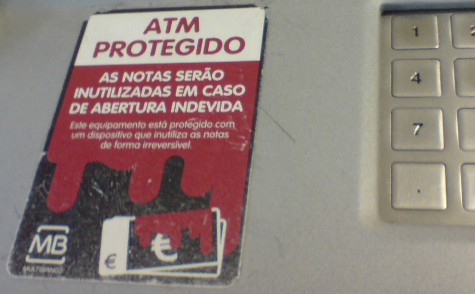 Já olharam bem para as notas que têm na carteira?