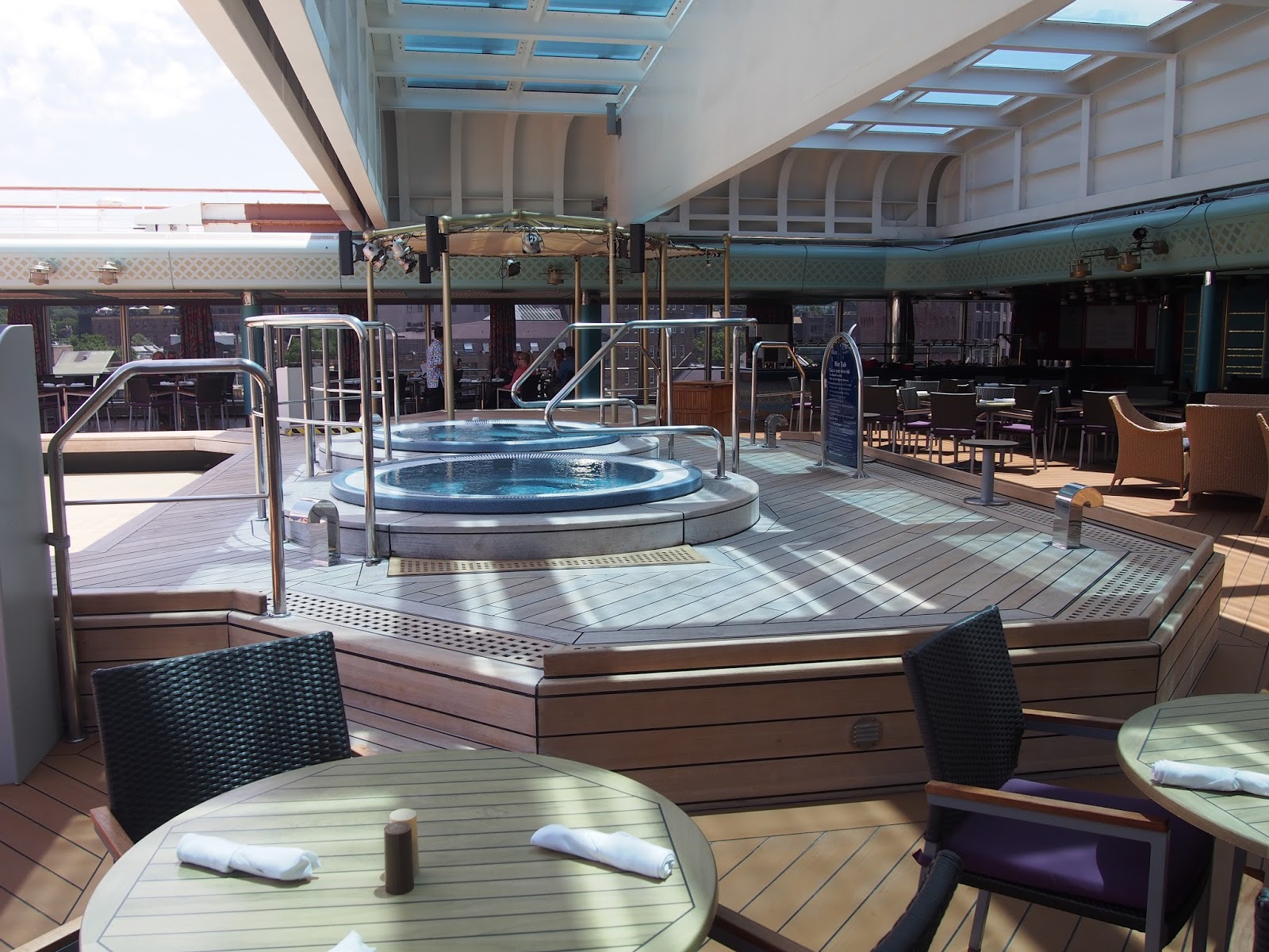 CRUISE AROUND THE WORLD: ms Oosterdam the ship's interior