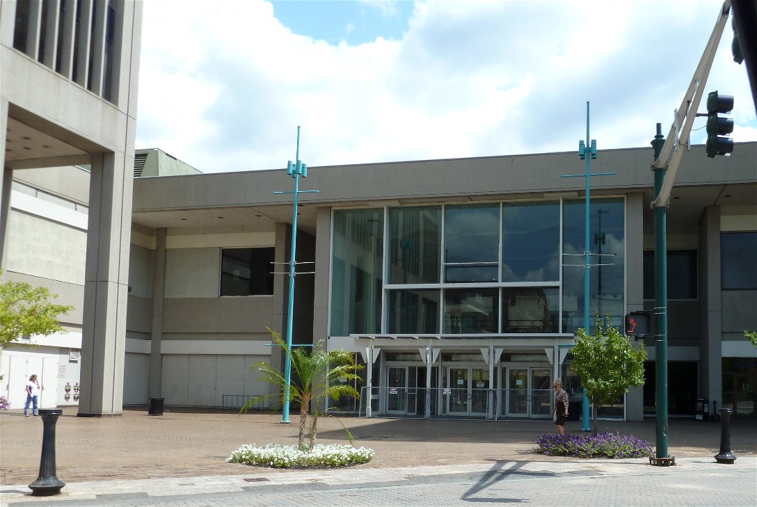 Wormtown Punk Punk Blog: Worcester Center
