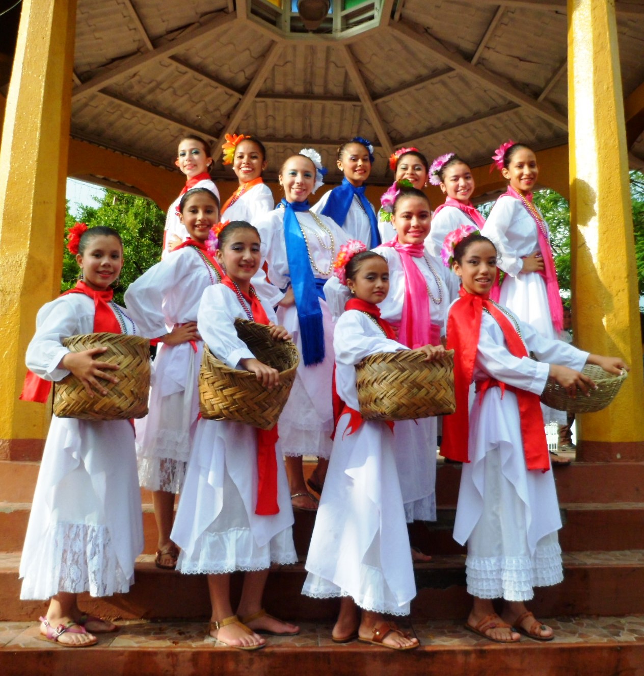 Sintético 90+ Foto Baile Tipico De Australia Y Su Vestimenta Actualizar