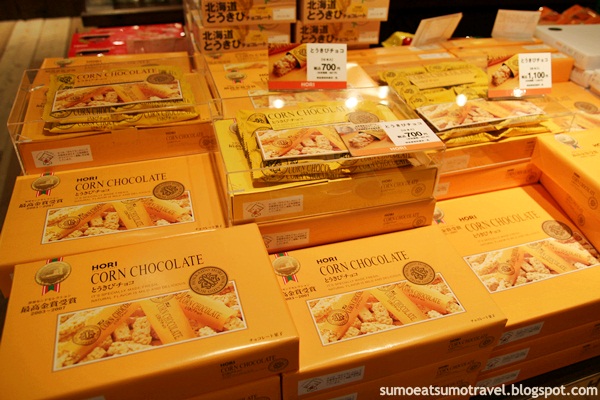 Sumo eat Sumo travel: Hokkaido "限定" Snacks