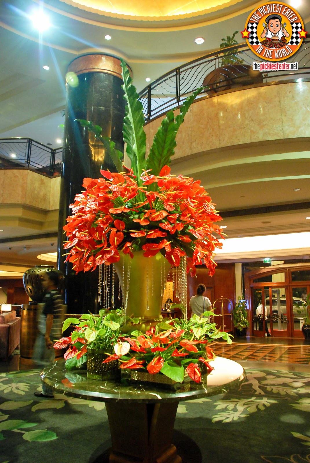 THE PICKIEST EATER IN THE WORLD: THE LOBSTER BUFFET OF CORNICHE AT ...