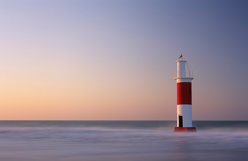 kurtpensar: Faróis , orientam navegadores e ...