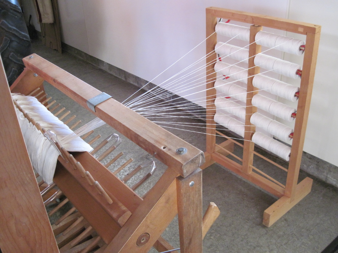 It's My Life!: We got the loom warped!!!!!