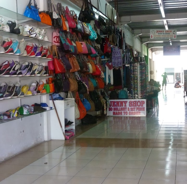 Bepergian: Fixed price shopping in Bali