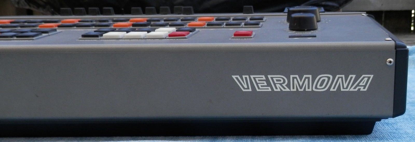 MATRIXSYNTH: Vermona DRM-1 Drum Machine