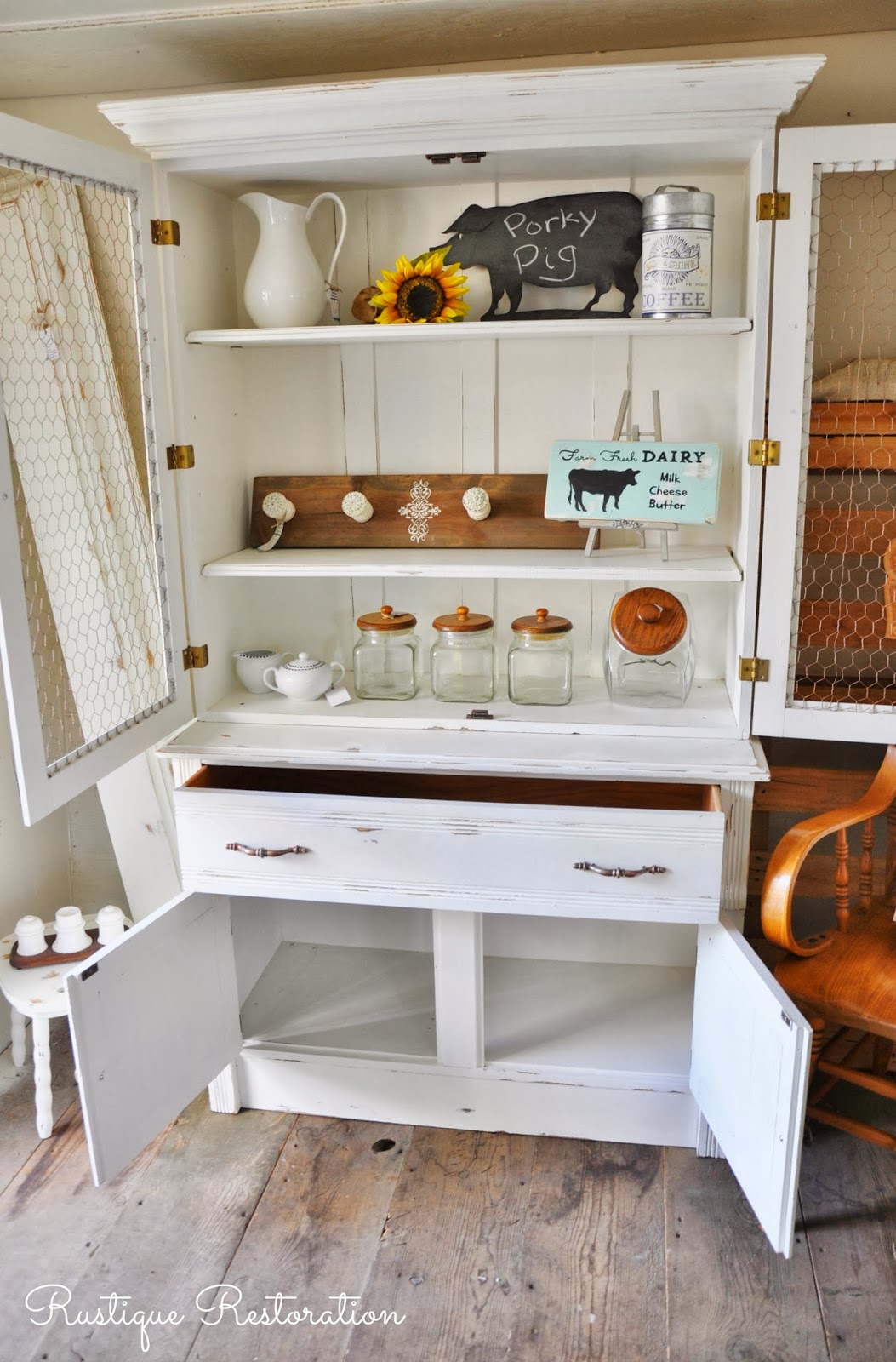Rustique Restoration: Chippy White Farmhouse Hutch