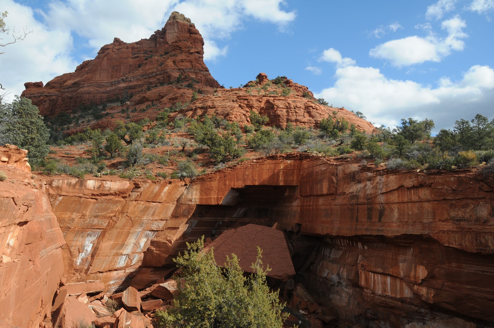 Arizona Hiking: Hike to Devil's Kitchen and the Seven Sacred Pools