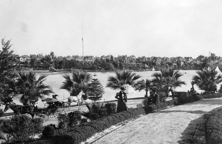 18 Pictures of the Early Los Angeles Street Lights ~ Vintage Everyday