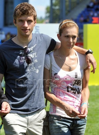 Follow Us On Twitter @PlayerWAGS