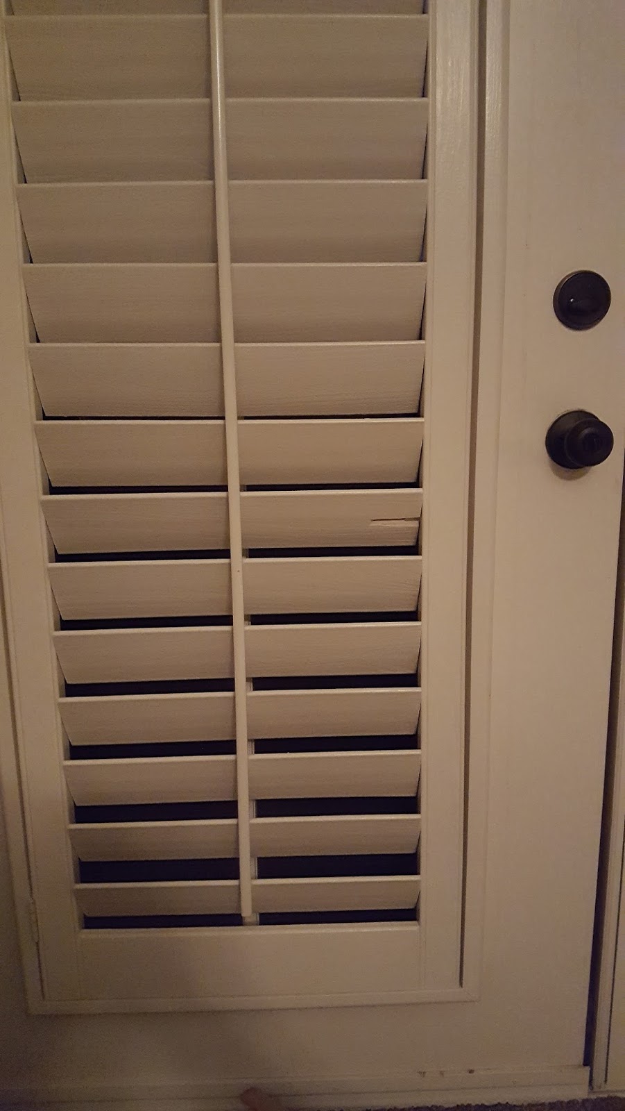 Hesselblogger: Repairing Wooden Shutters