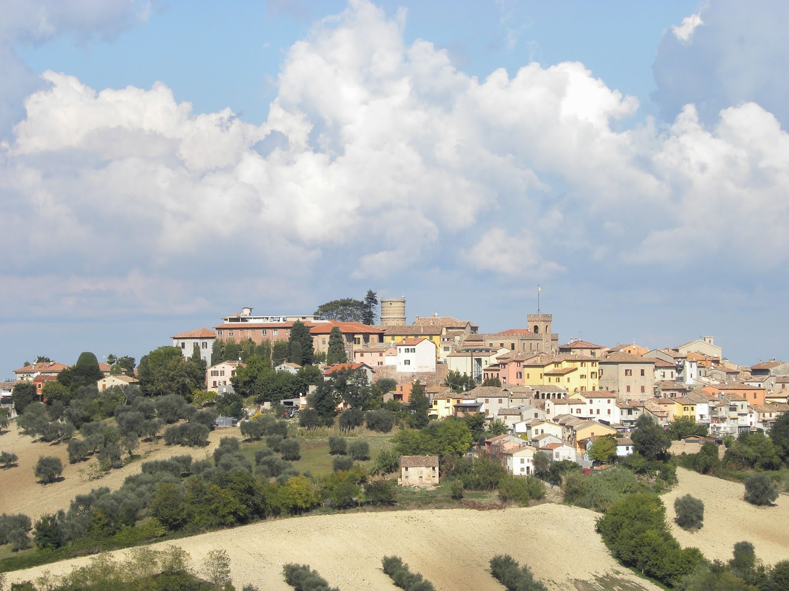 Mondolfo ( PU ), antica città fortificata sull' Adriatico - THE MARCHE ...