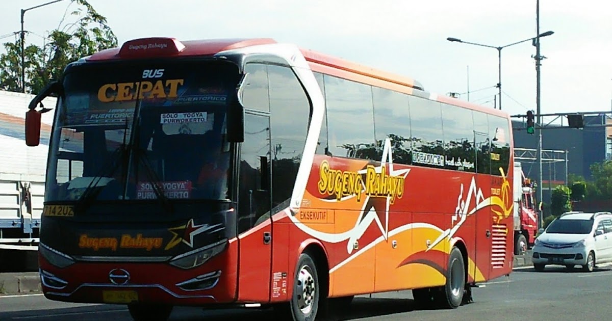 Pertama X Naik "Bus Cepat Sugeng Rahayu Golden Star"