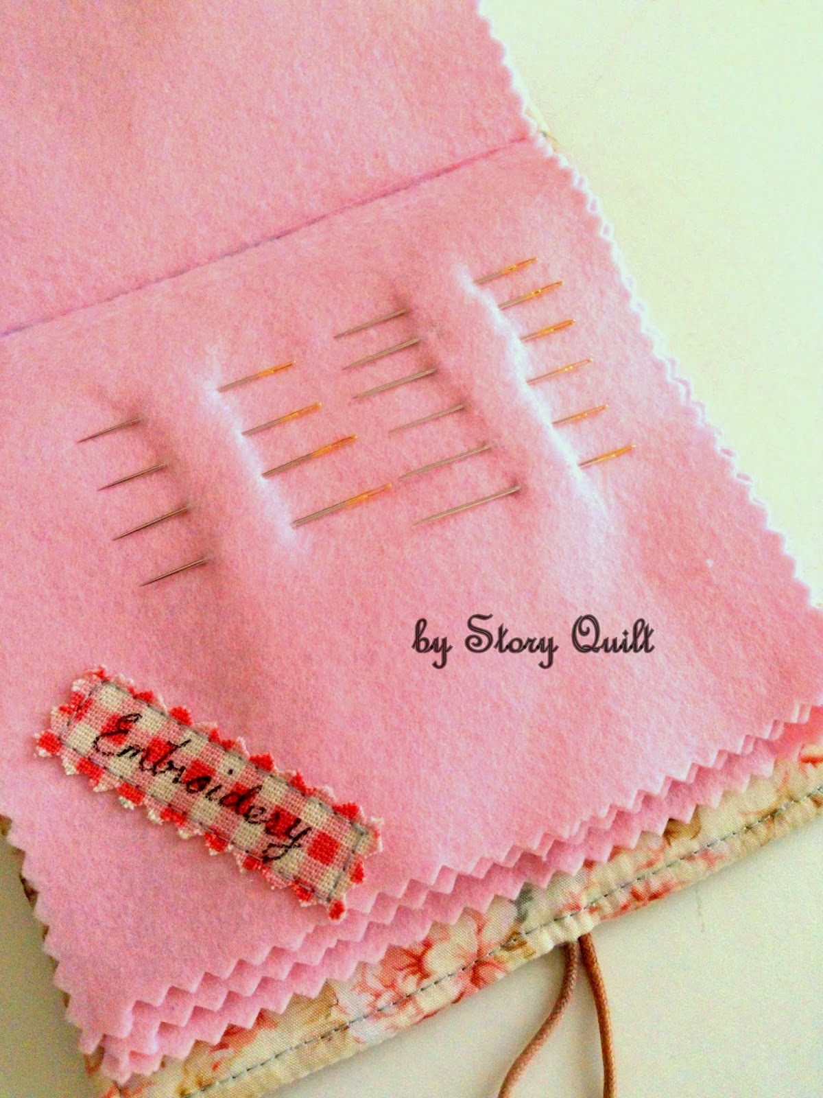 Welcome to Story Quilt: Zakka style needle book PDF sewing pattern