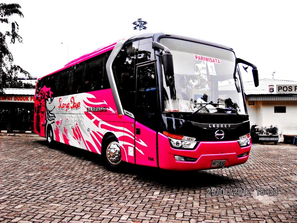Foto Bis Karya Jasa Legacy Sky Karoseri Laksana | Blognya Busmania