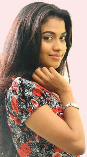 Sheryl Romen Unseen Photo Collection