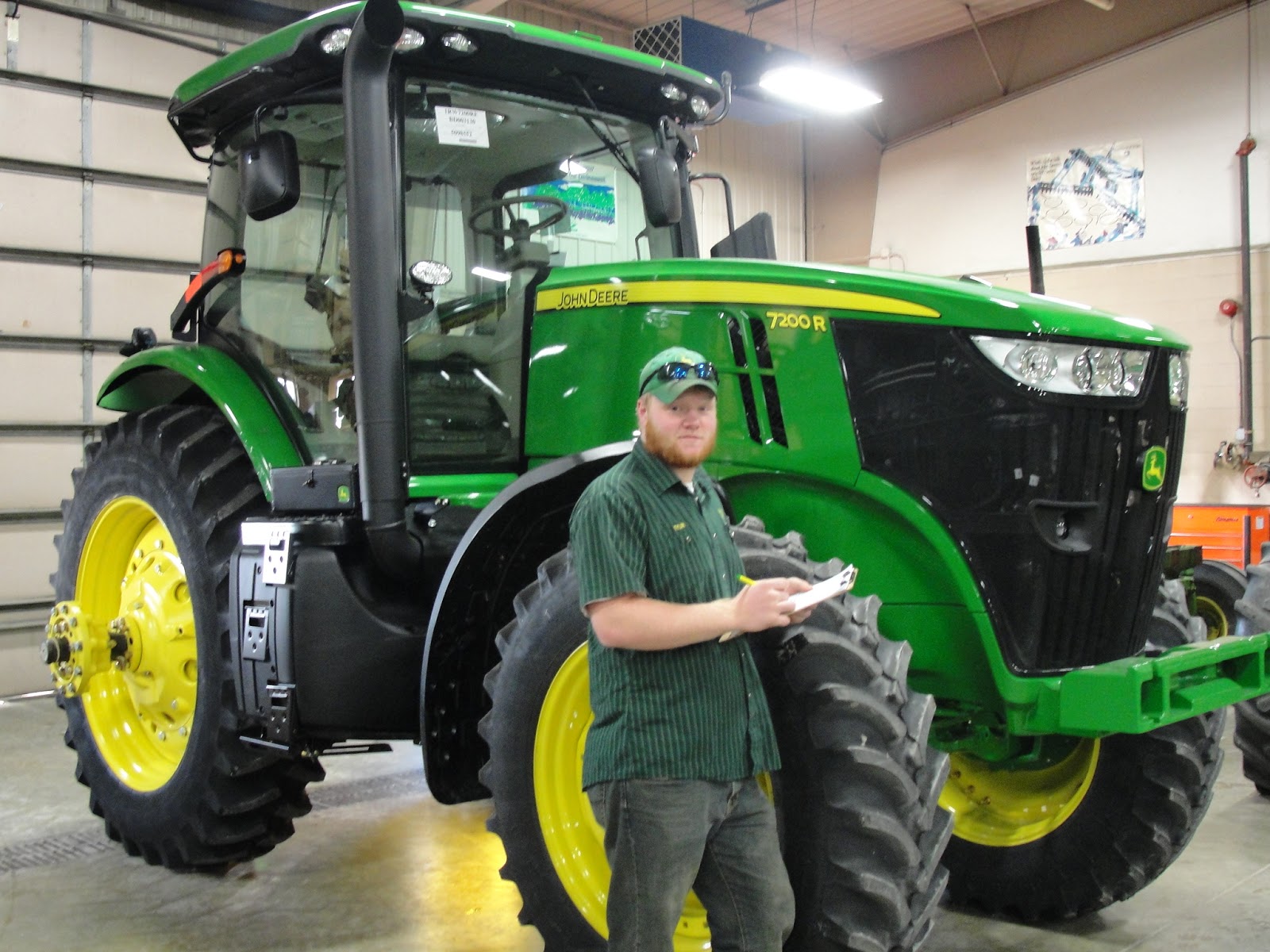 John Deere TECH Calmar: The Long Awaited 7R Has Arrived!
