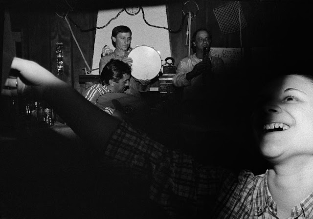 OLTRE IL MURO: ARTE e FOTOGRAFIA: NIKOS ECONOMOPOULOS | PHOTOGRAPHER