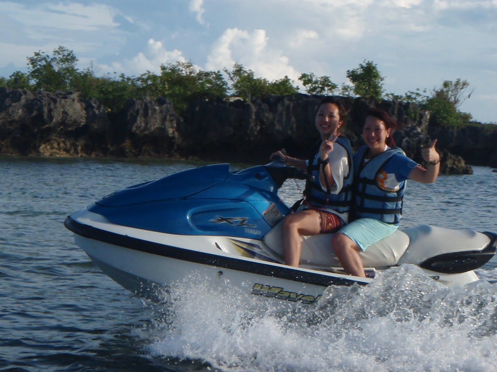 幸福男網誌: cebu霧宿 五日五晚 day 3 玩 jet ski, 去maribago grill