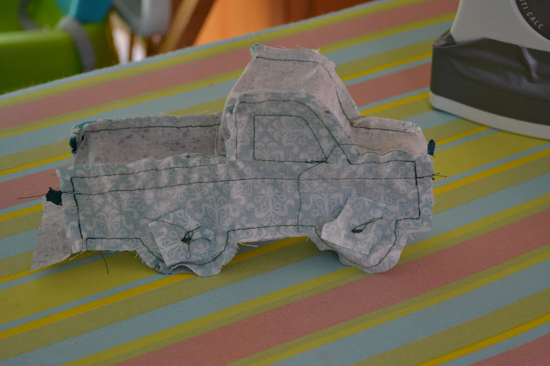 Honeybunch Boutique: Toy Truck Tutorial, Pattern and Photos Included