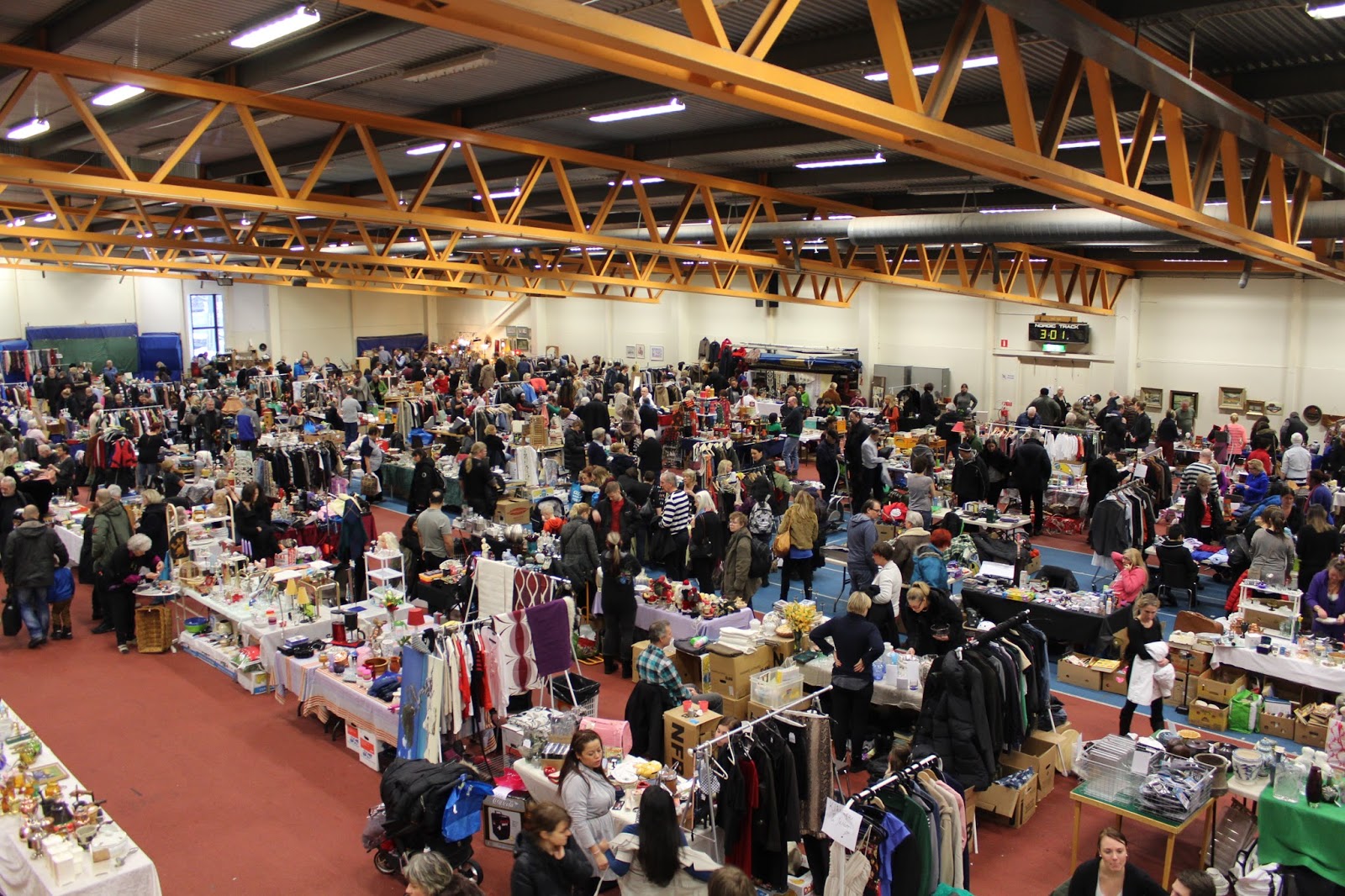 sus exterior: Favourite second hands - "Loppisar"!