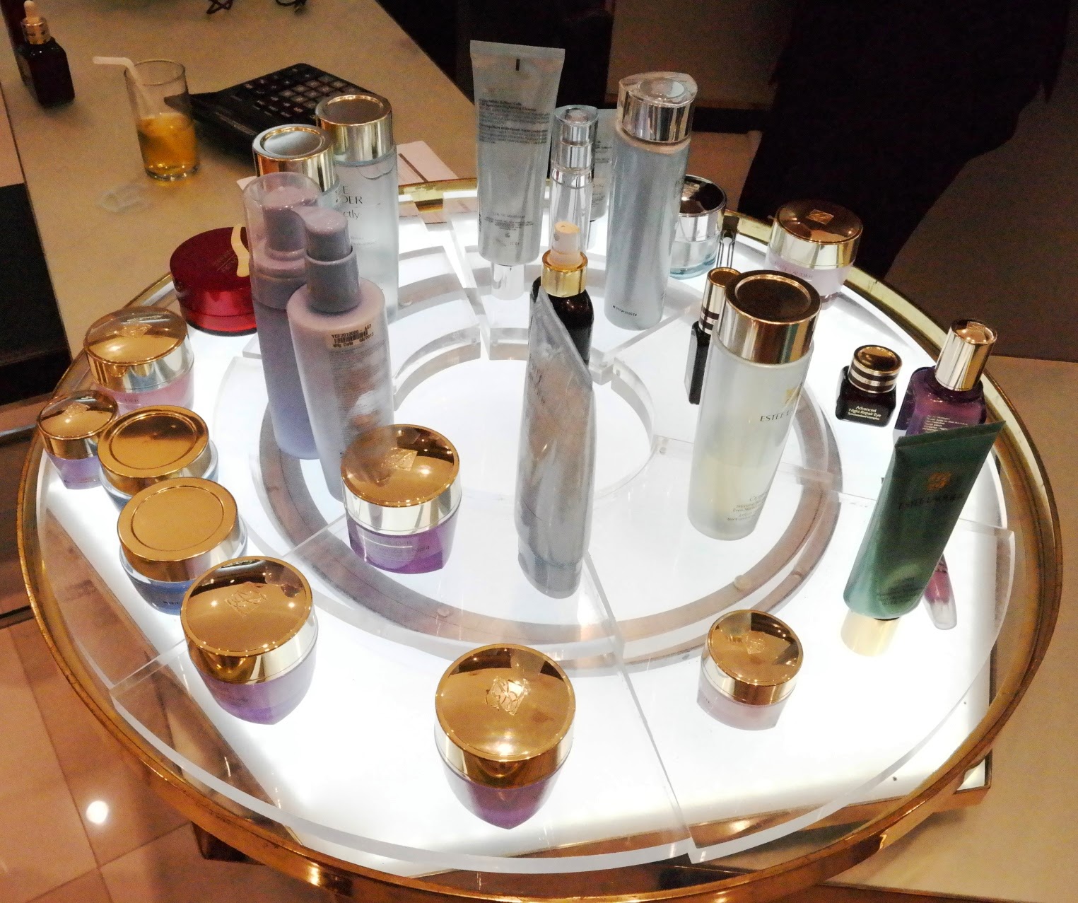 Event Report : Estee Lauder High Touch Luxury Counter Design ...