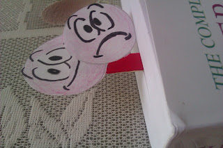 KRaftJuNCTION: ICE CREAM STICK BOOKMARKS