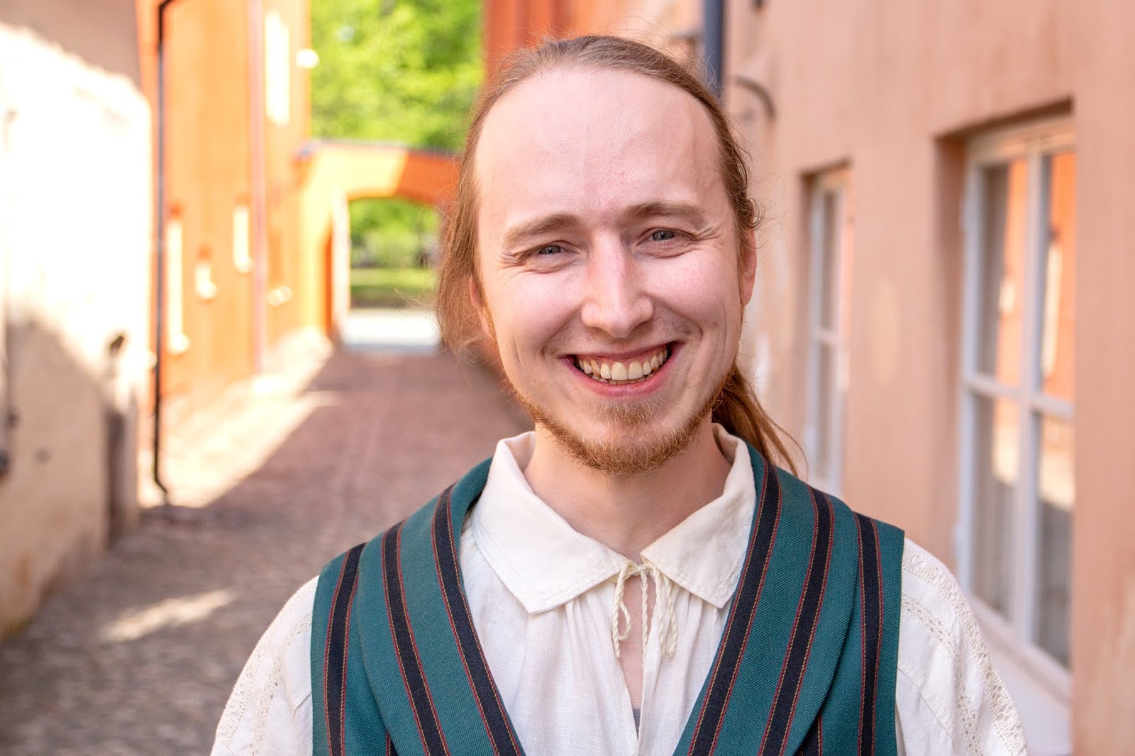 Maestron ja Fiktion Kiertävä tanssikoulu!: Esiintyjät