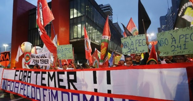 JÁ ESTÁ NO FORNO A "PEC DO FIM DO MUNDO"